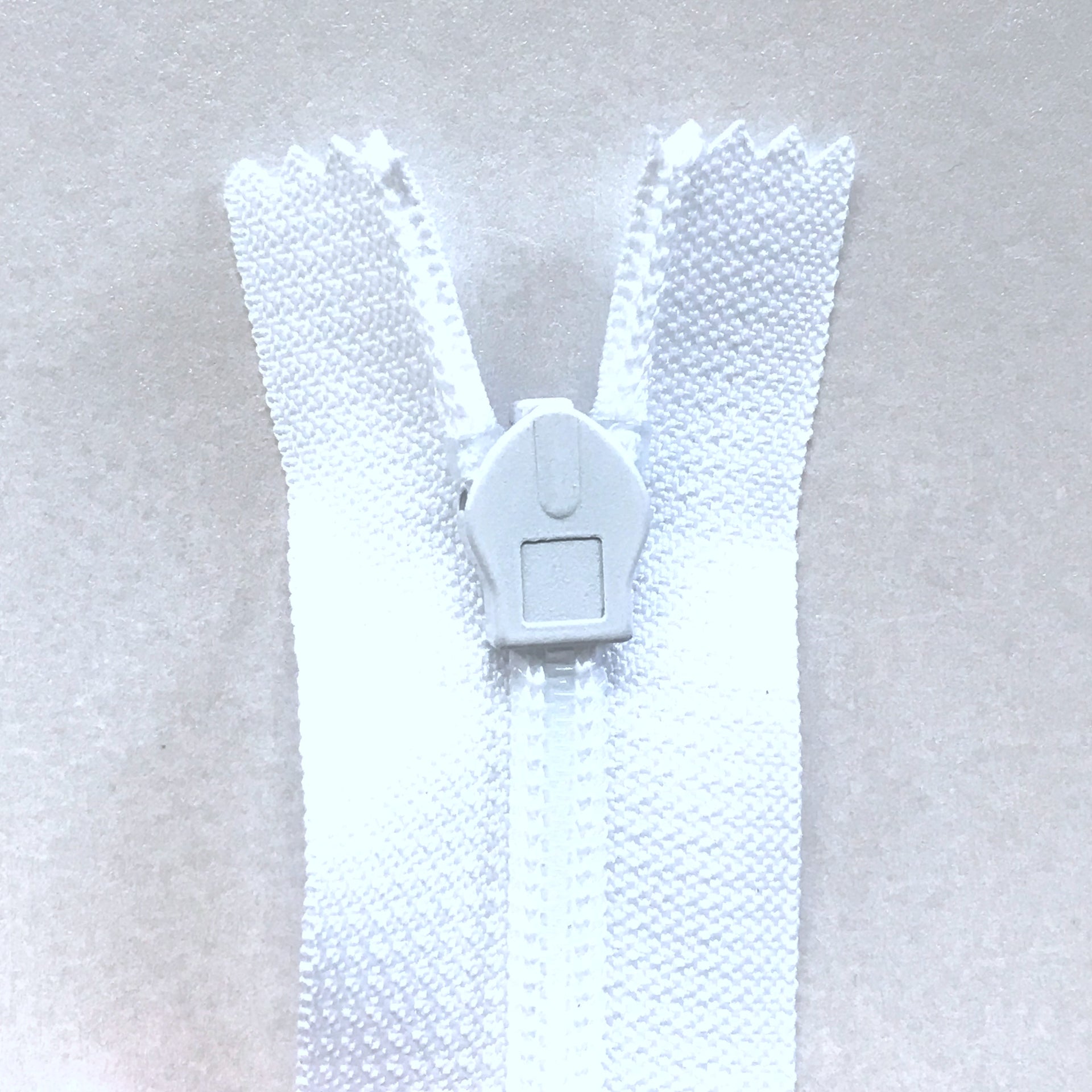 Invisible / Concealed Zippers - White #5 Heavy Duty · Mayhem Fabric